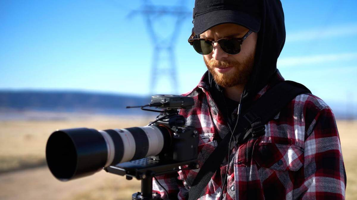 B-Roll是什么？A-Roll和B-Roll素材有何区别？（附B-roll素材示例） - 尊正资讯